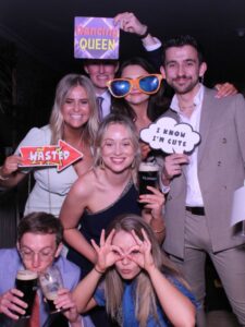 Selfie Mirror Hire Ireland - Photo Booth and Selfie Mirror Hire | Picabooth